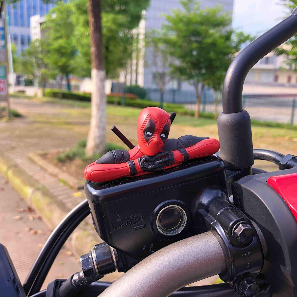 Deadpool Motorcycle Decoration Figurine – Bean's Moto Booth